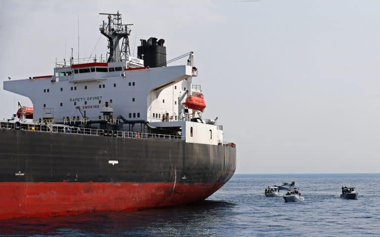 Οδηγίες για πλοία που βρίσκονται στο λιμάνι της Φουτζάιρα – Isalos.net