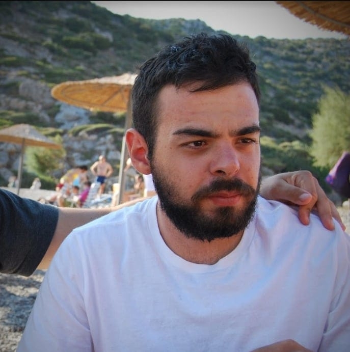 Μάνος Χαρίτος – Isalos.net